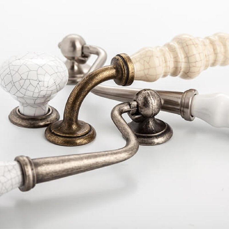 Traditional Knobs and Handles | Vintage Drawer Handles for Sale