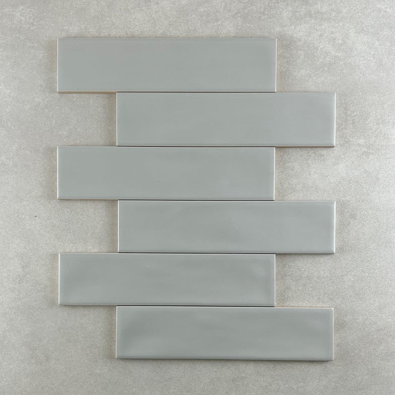 Hilton Blue Wavy Satin 68x280